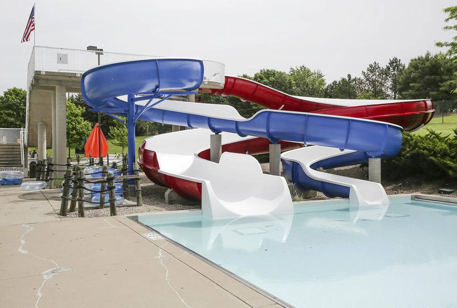 Bolingbrook’s Pelican Harbor outdoor pool won’t open Saturday – Shaw Local