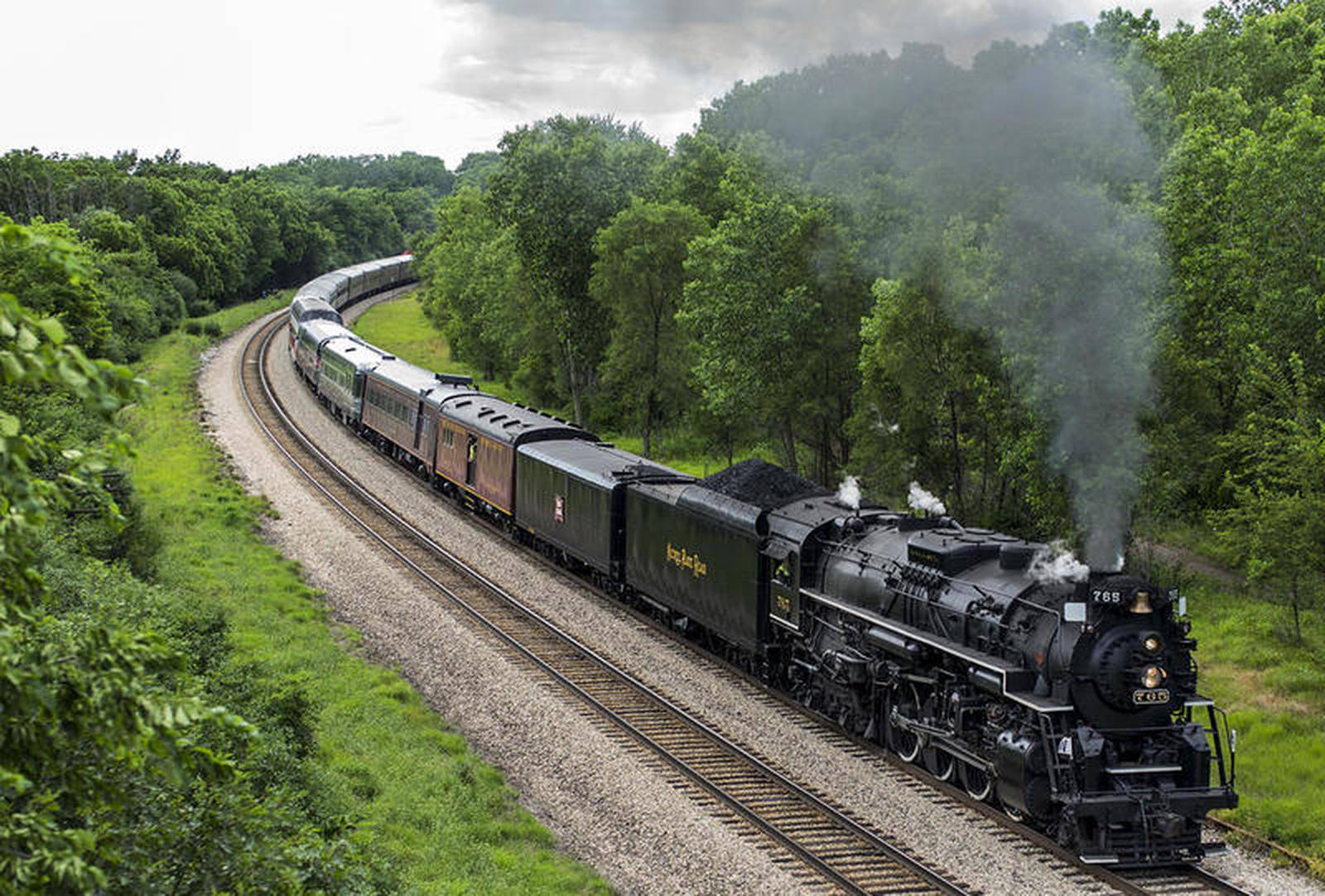 Steam-powered railroad excursion to depart from Joliet – Shaw Local