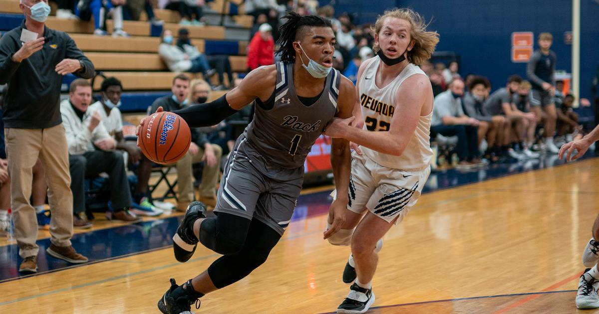 Photos: Oswego East vs. Neuqua Valley boys basketball – Shaw Local