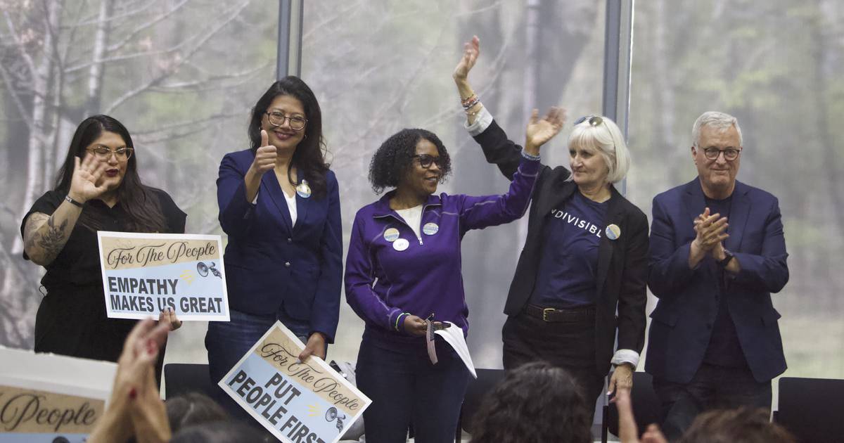 Democratic state senators speak out against Trump cuts in Joliet during ...