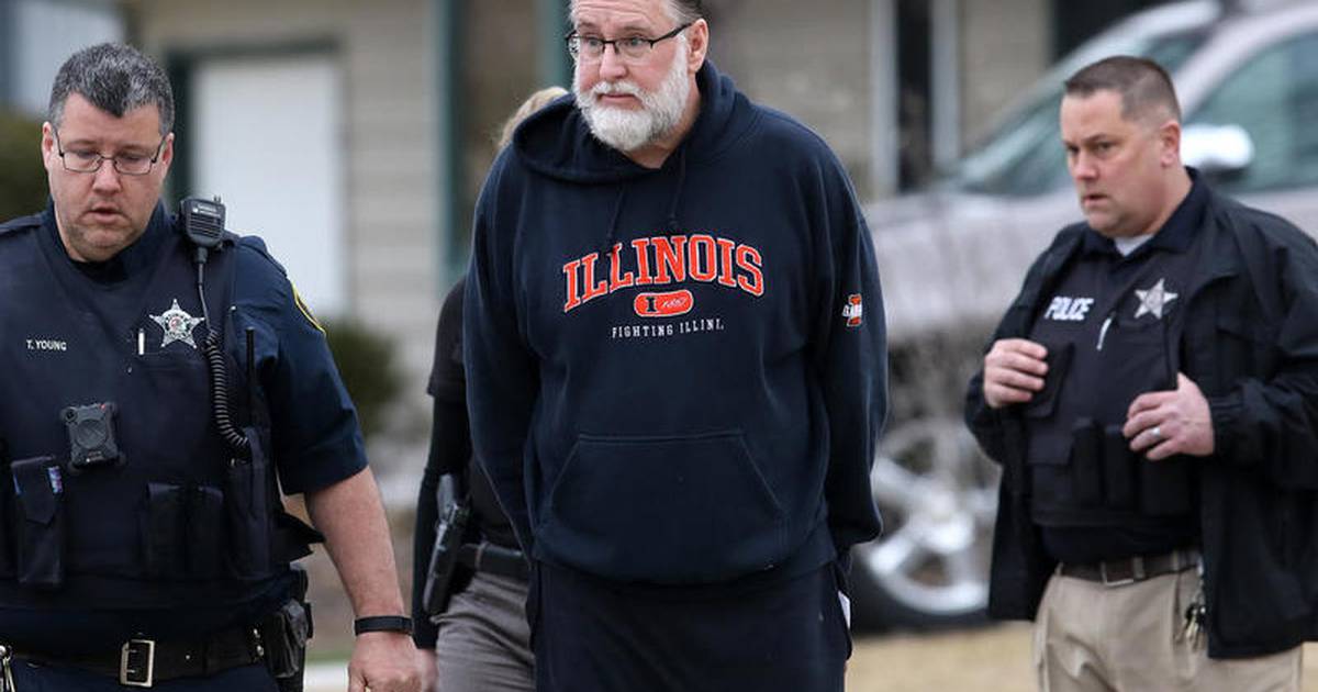 Former DeKalb School District 428 Superintendent Doug Moeller arrested ...