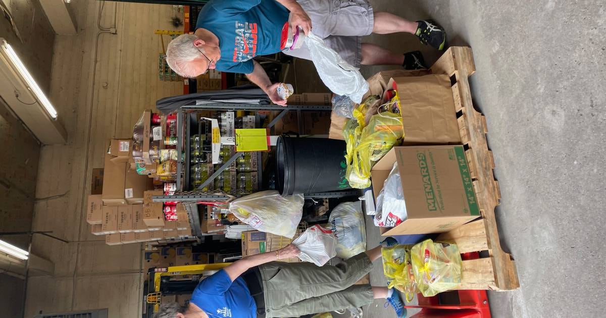 Letter carriers organize food drive for Hall Township Food Pantry ...