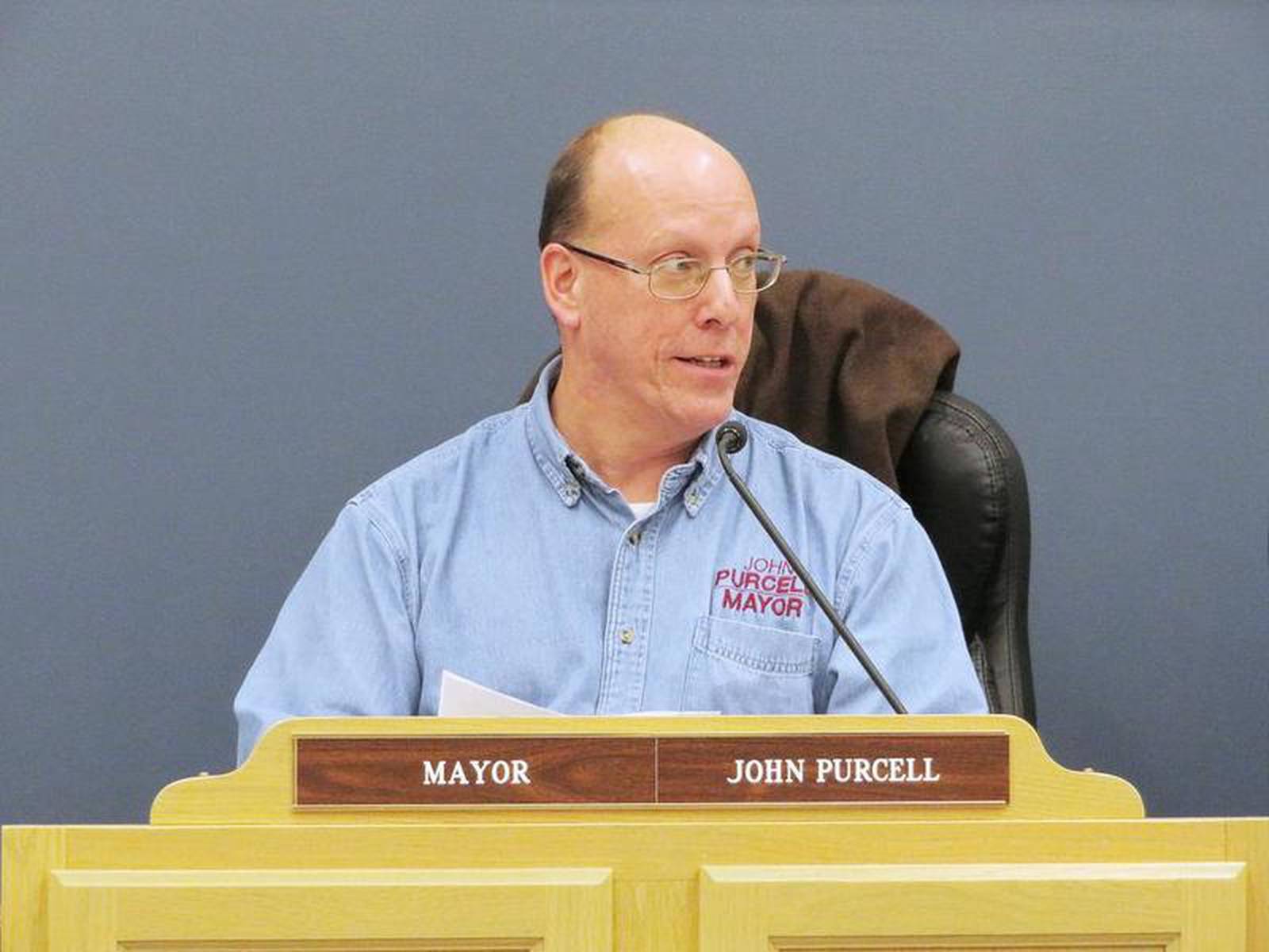 Yorkville City Council approves county solar field fencing changes ...