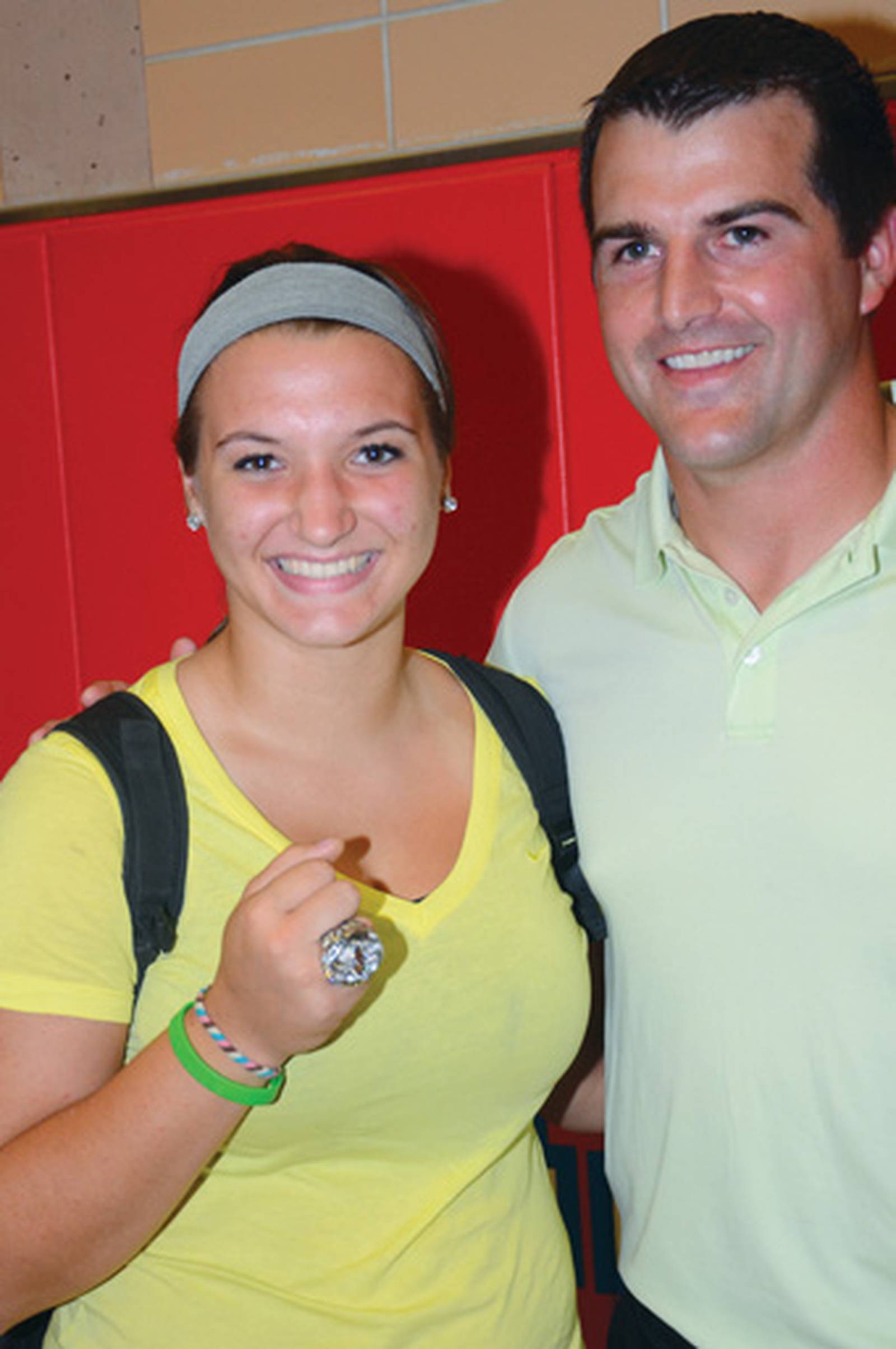 Former NFL player Sean Considine kicks off OHS' Relay for Life – Shaw Local