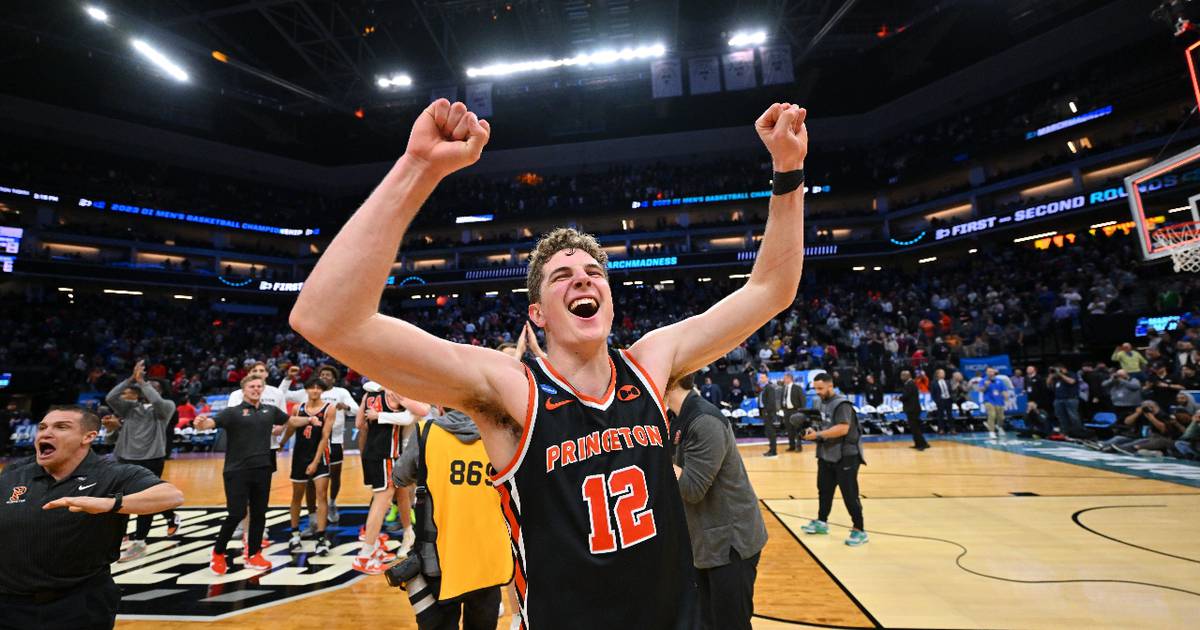 Men’s Basketball: Ex-Glenbard West star Caden Pierce helps lead ...
