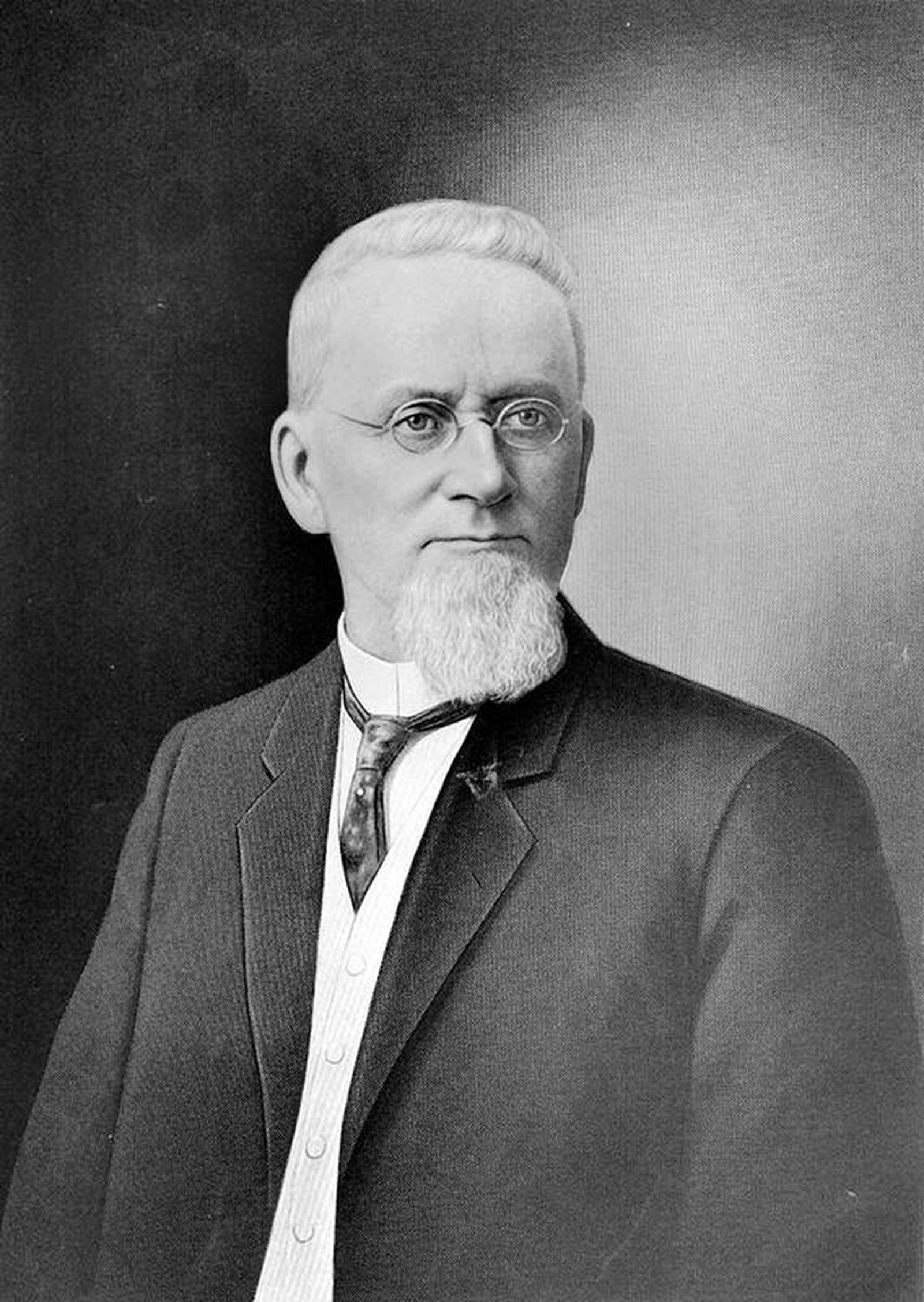 Jessi Haish LaRue sheds light on wire baron Jacob Haish – Shaw Local