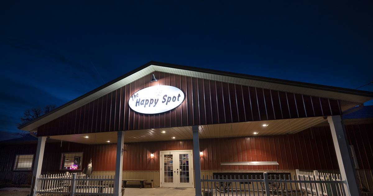 Rock Falls father-daughter duo reopen former Arnie’s Happy Spot in Deer ...