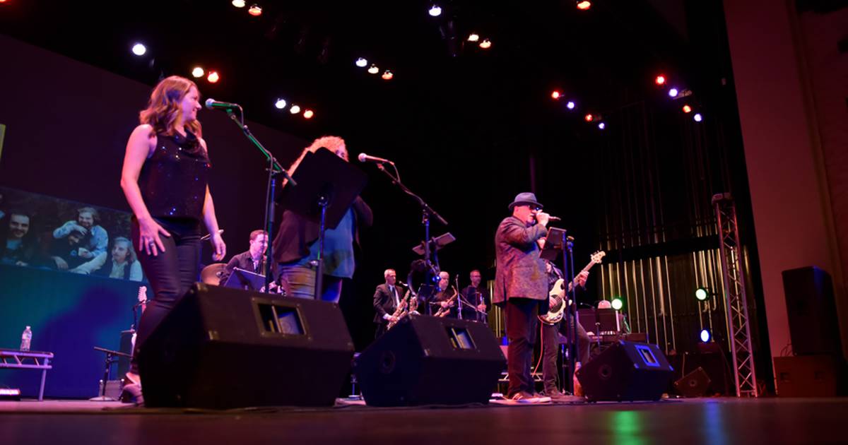 Van Morrison tribute band to perform at Raue Center – Shaw Local