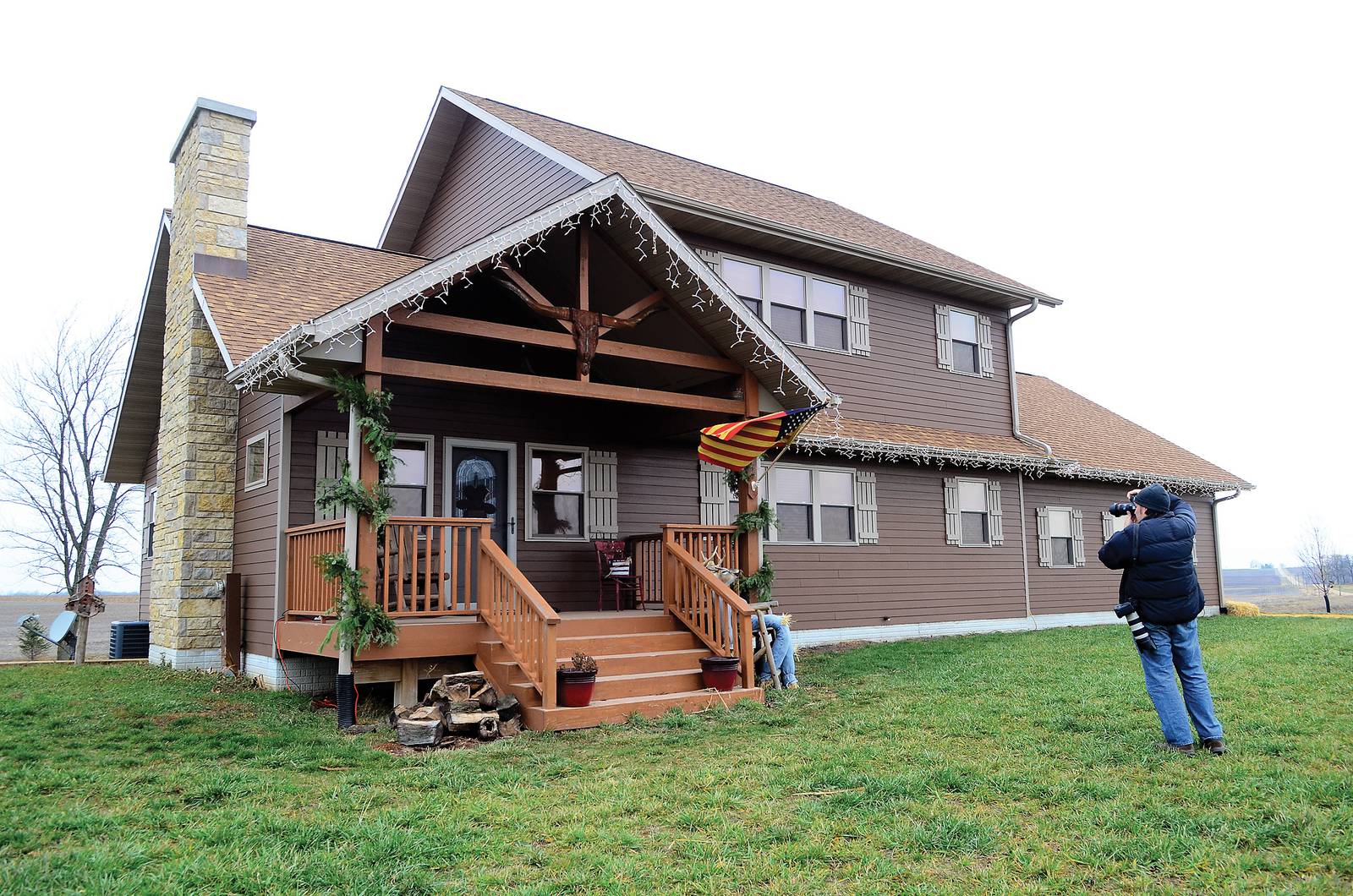 Biden commutes prison sentence of Rita Crundwell, former comptroller ...