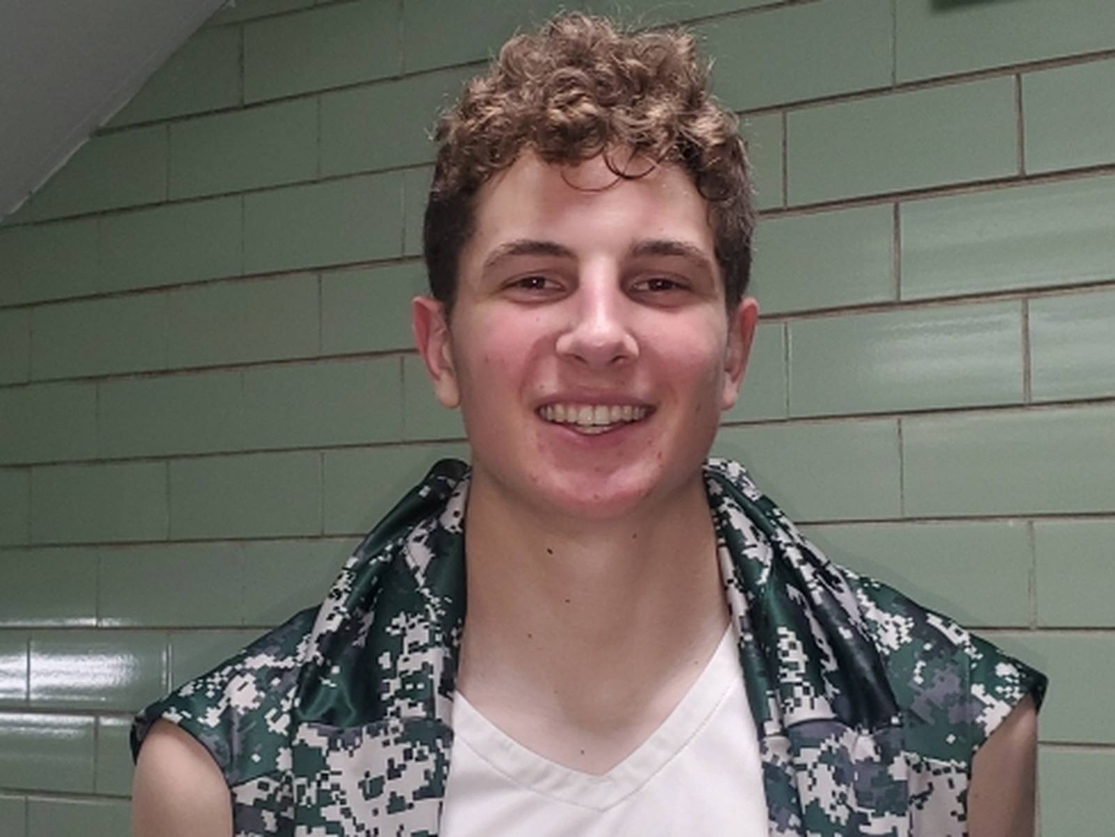 Boys Basketball: Caden Pierce, hot-shooting Glenbard West rout Wheaton ...