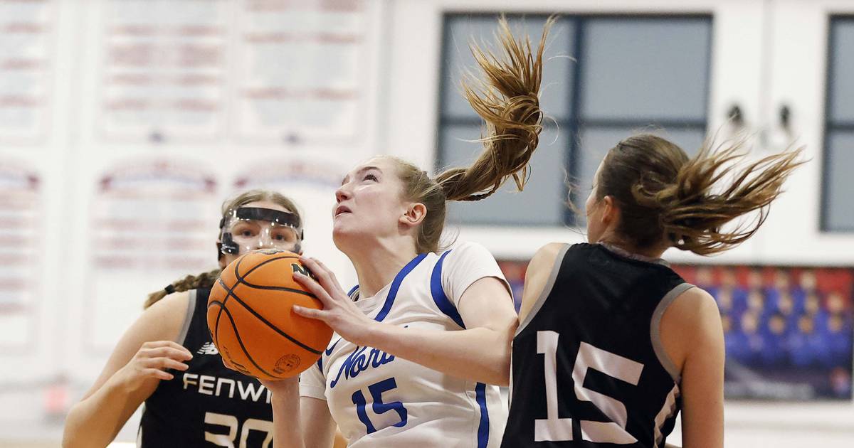 Photos: St. Charles North girls basketball vs. Fenwick in the 41st ...