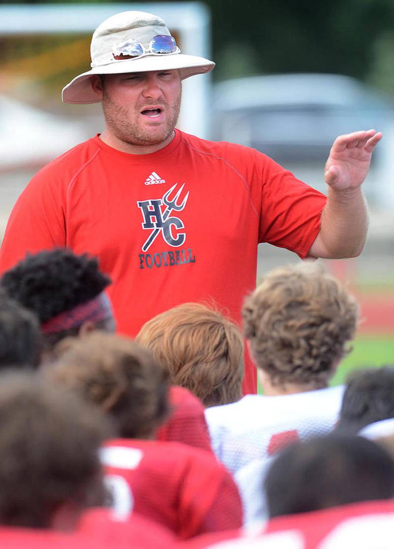 High school football: Josh Bean ready to step up as Hinsdale Central's ...