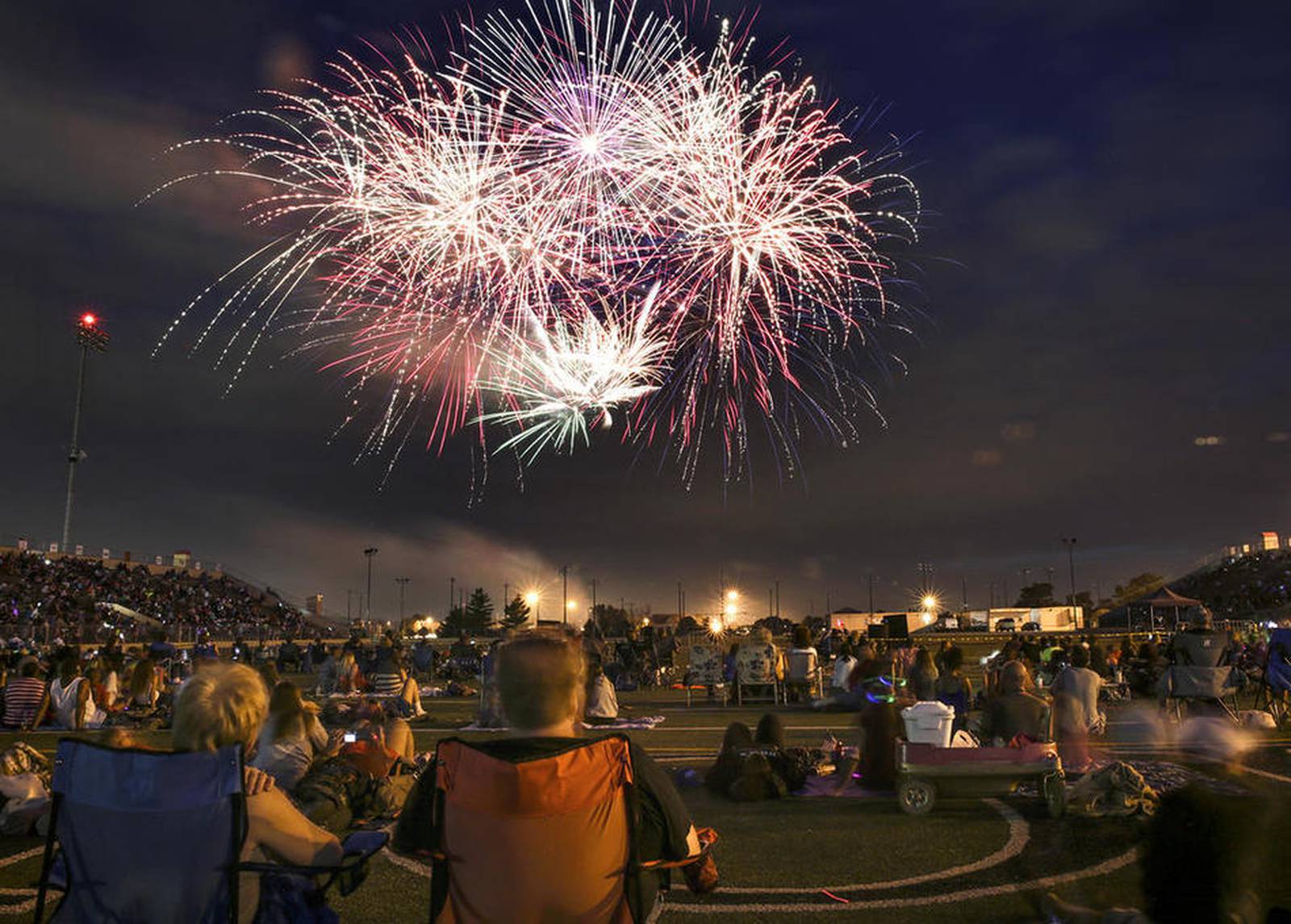 Joliet 2023 July 4 fireworks returning to Memorial Stadium – Shaw Local