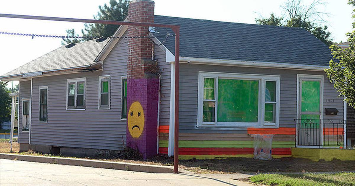 Man paints house to protest city policy – Shaw Local