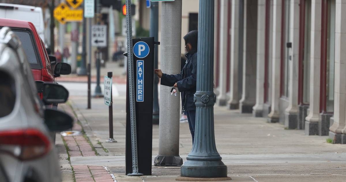 Joliet moving towards free street parking downtown – Shaw Local