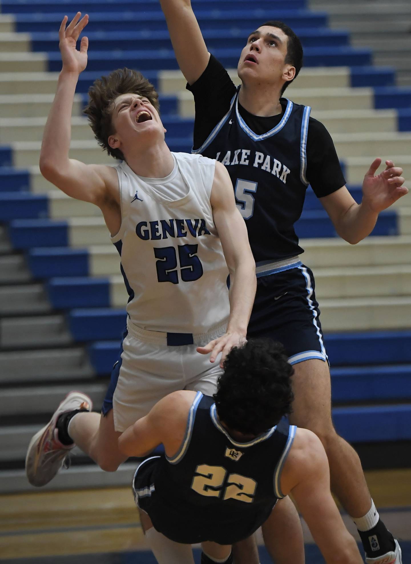 Boys basketball: Lake Park routs rival Geneva, cracks 20-win mark ...