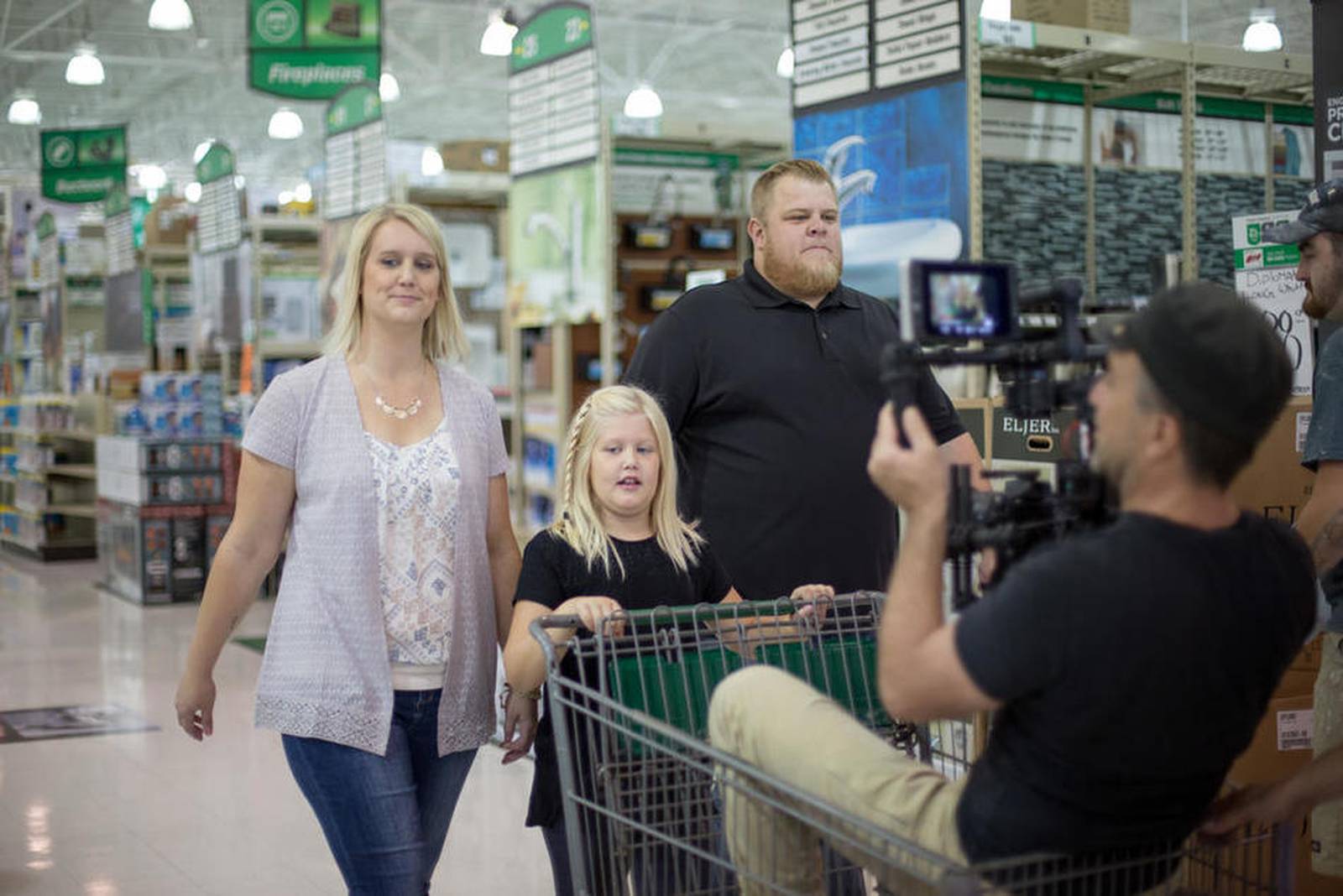Sycamore family appears in Menards short film commercial – Shaw Local