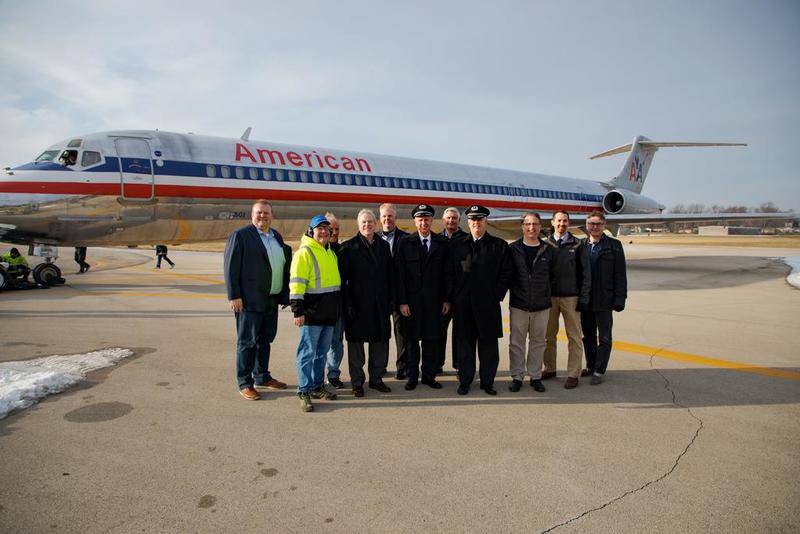 Lewis University in Romeoville welcomes American Airlines MD-80 to its ...