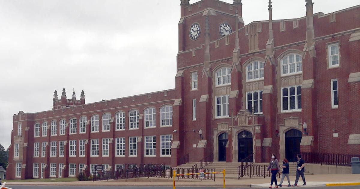 La Salle-Peru High School presents first semester recap – Shaw Local