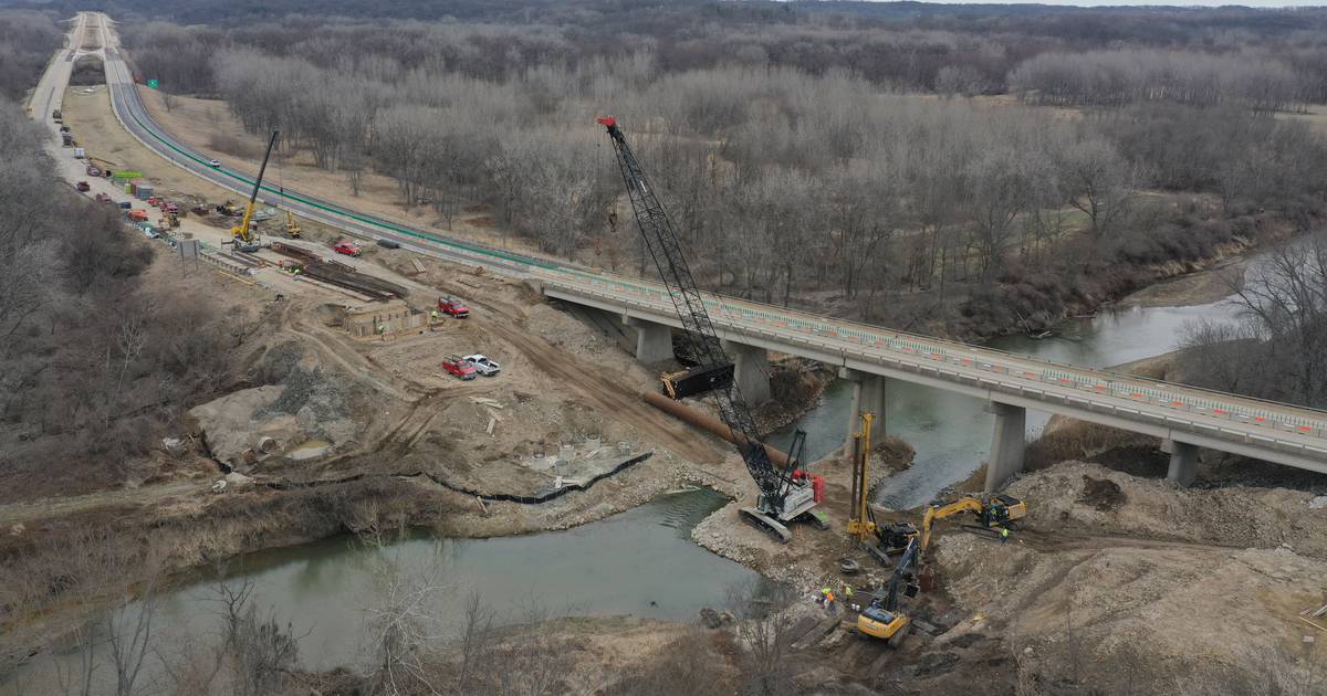 Photos: IDOT rebuilds bridge on Interstate 180 in Bureau County – Shaw ...