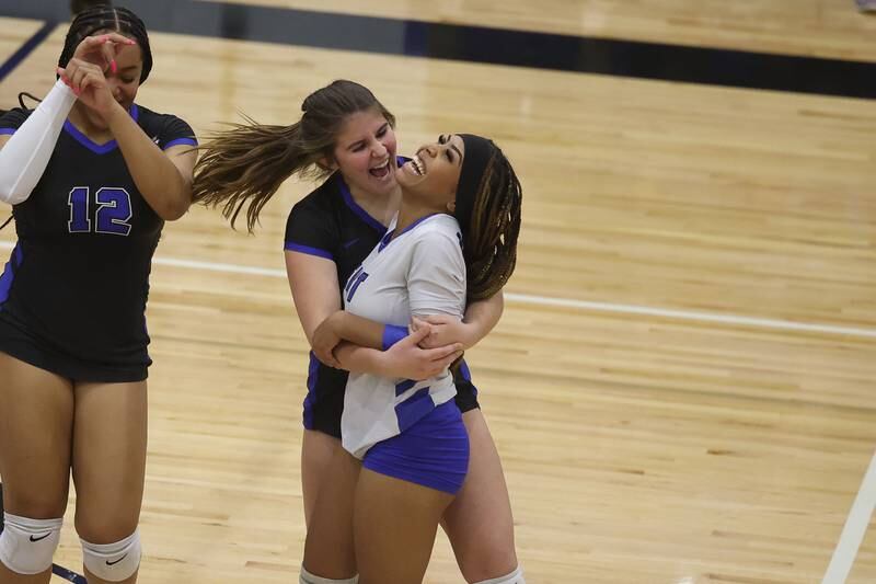 Photos: Lockport vs. Lincoln-Way East Girls Volleyball – Shaw Local