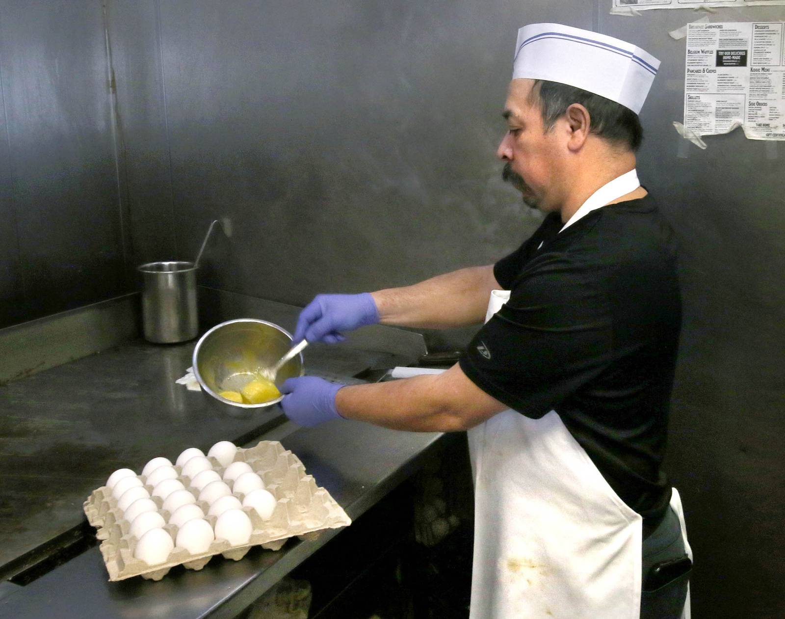Egg prices rattle DeKalb County restaurant owners – Shaw Local