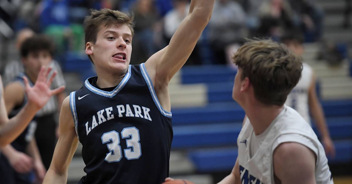 Boys basketball: Lake Park routs rival Geneva, cracks 20-win mark ...