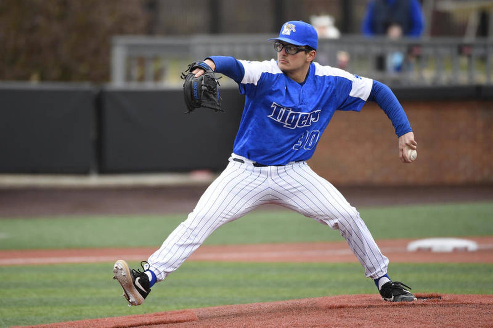 Dundee-Crown graduate Denz agrees to deal with Padres – Shaw Local