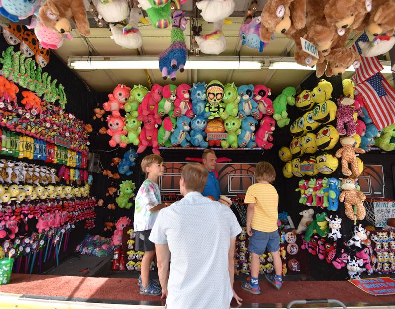 Photos: Rotary GroveFest in Downers Grove – Shaw Local