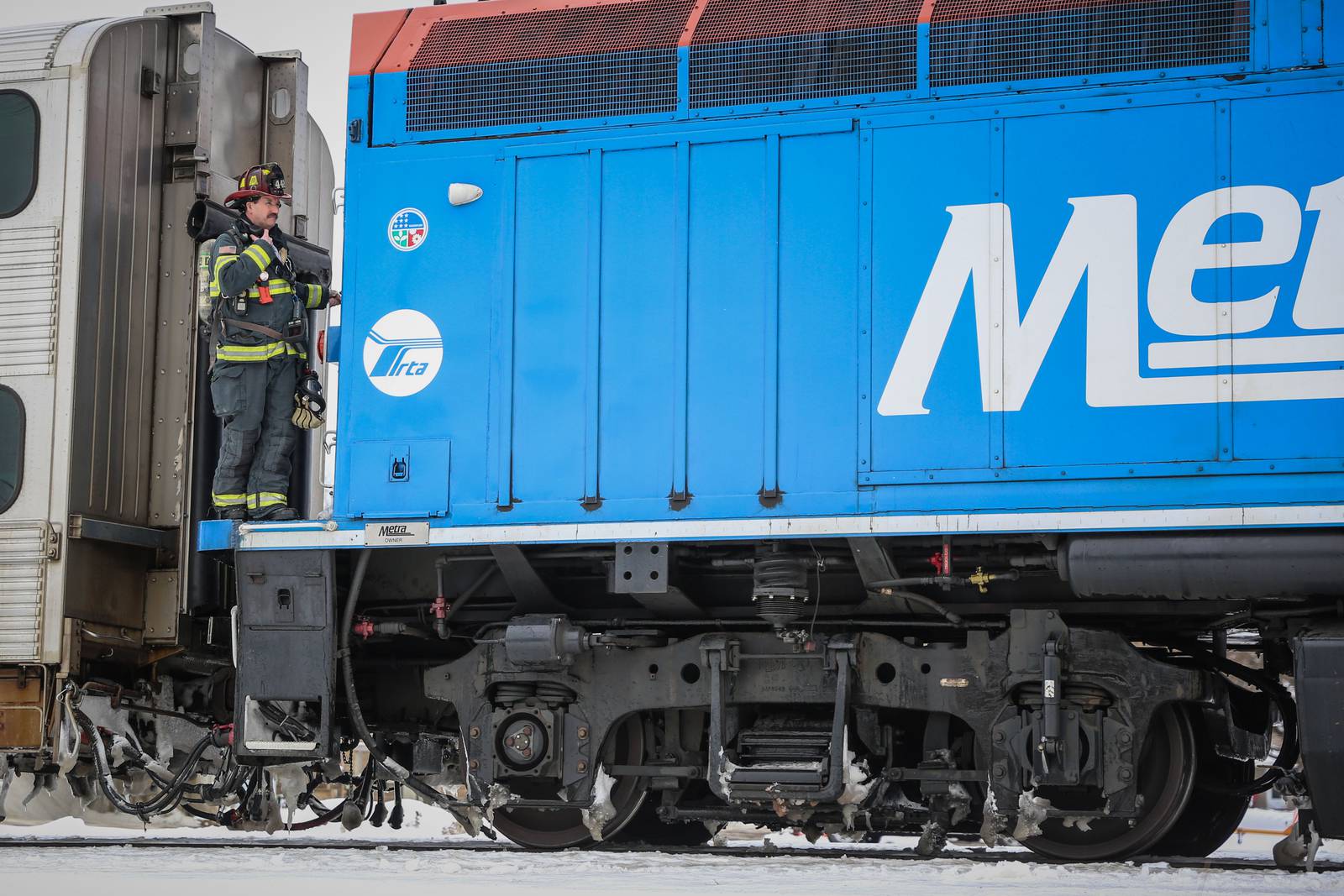 Mechanical failure causes minor fire on Metra train Thursday morning in ...