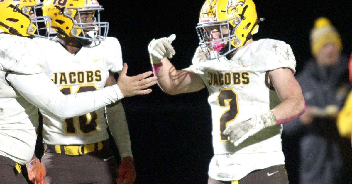 McHenry County notes: Jacobs’ Caden DuMelle sets school rushing record ...