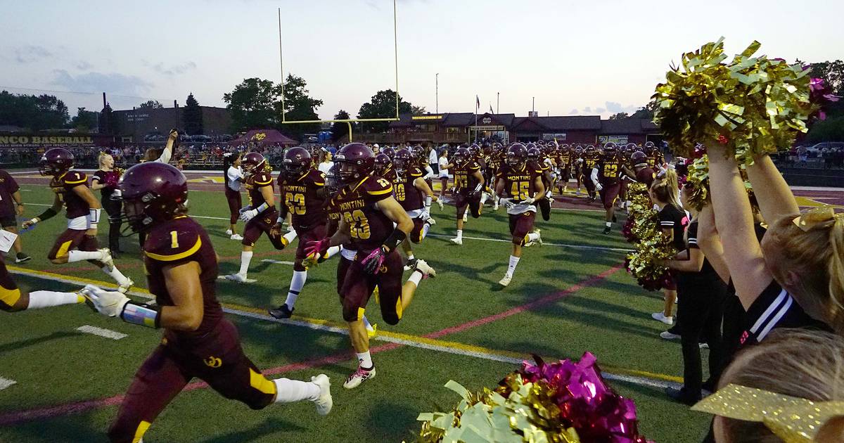 Photos: Montini vs. IC Catholic football – Shaw Local