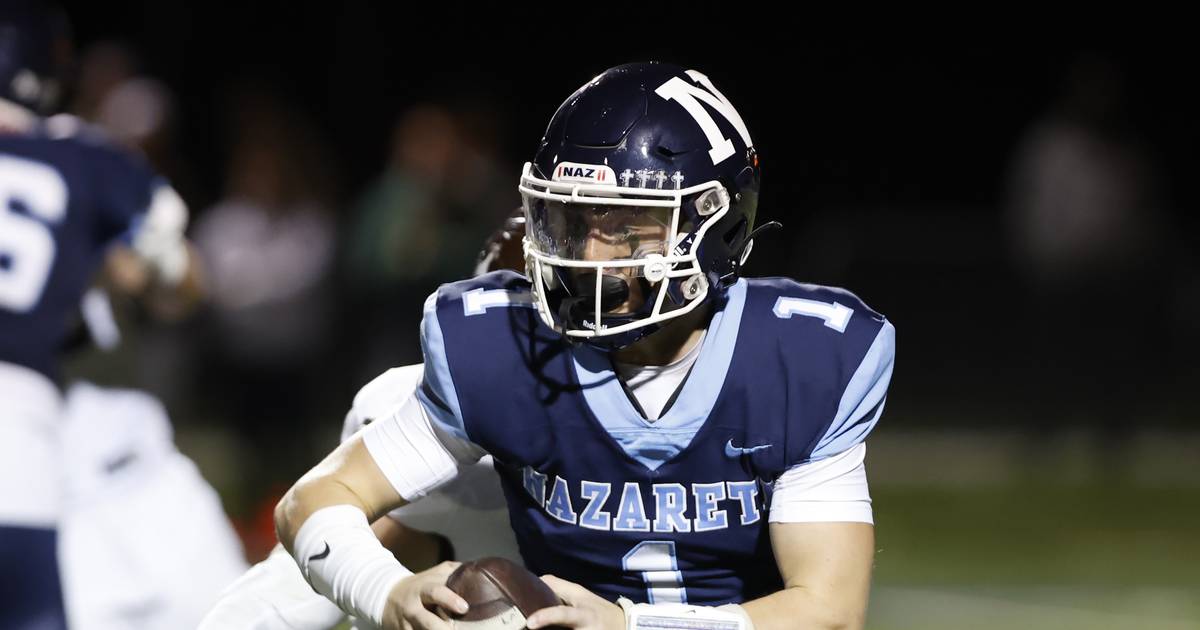 Here are the 2024 IHSA football playoff outlook for CCL/ESCC teams ...