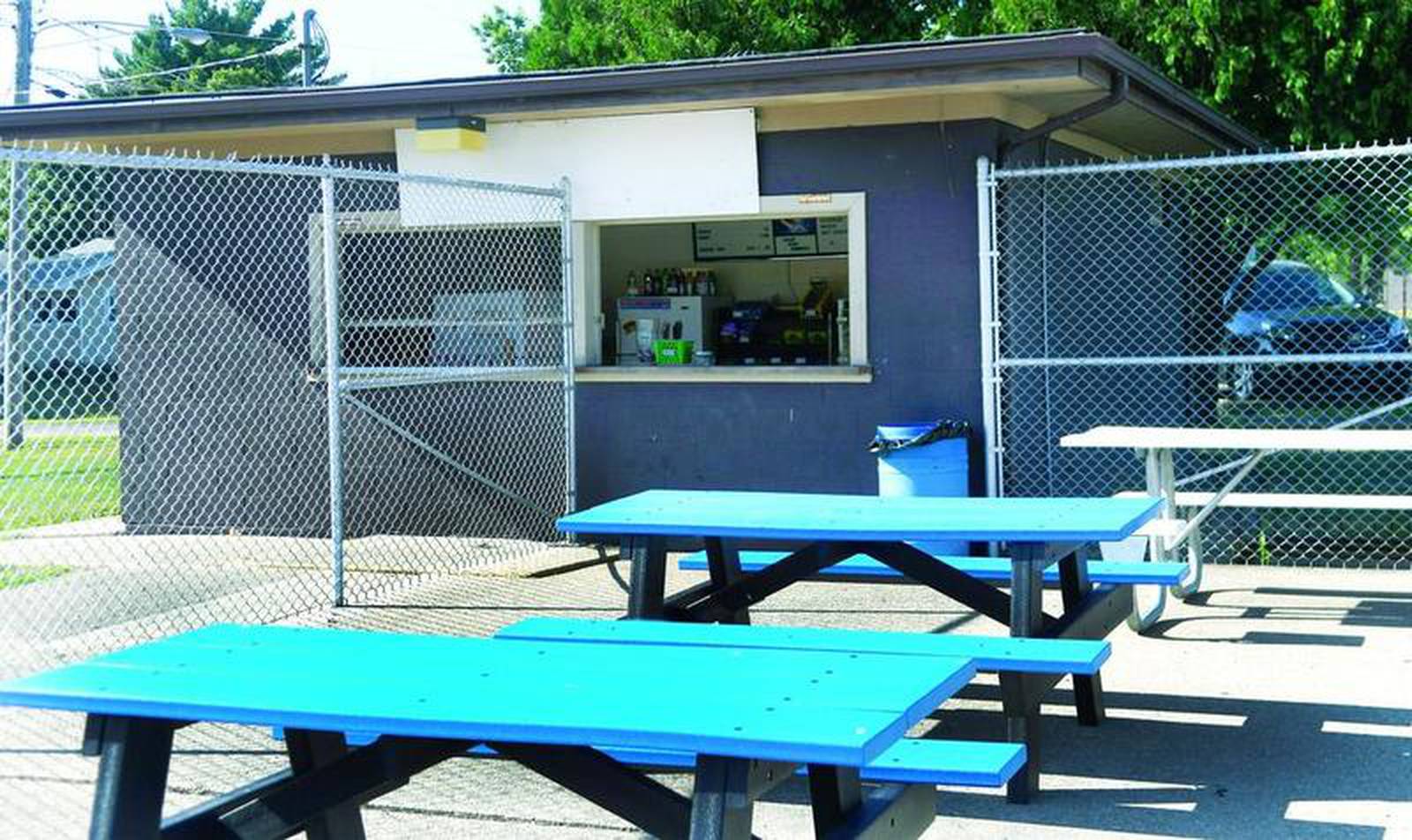 Polo prepares for new concession stand at pool – Shaw Local