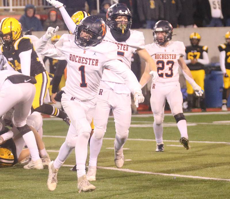 Photos: Rochester vs St. Laurence Class 4A IHSA State football ...
