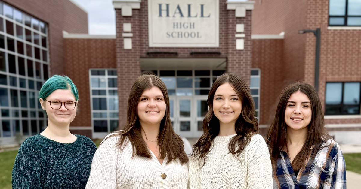 4 Hall High School students named Illinois State Scholars – Shaw Local