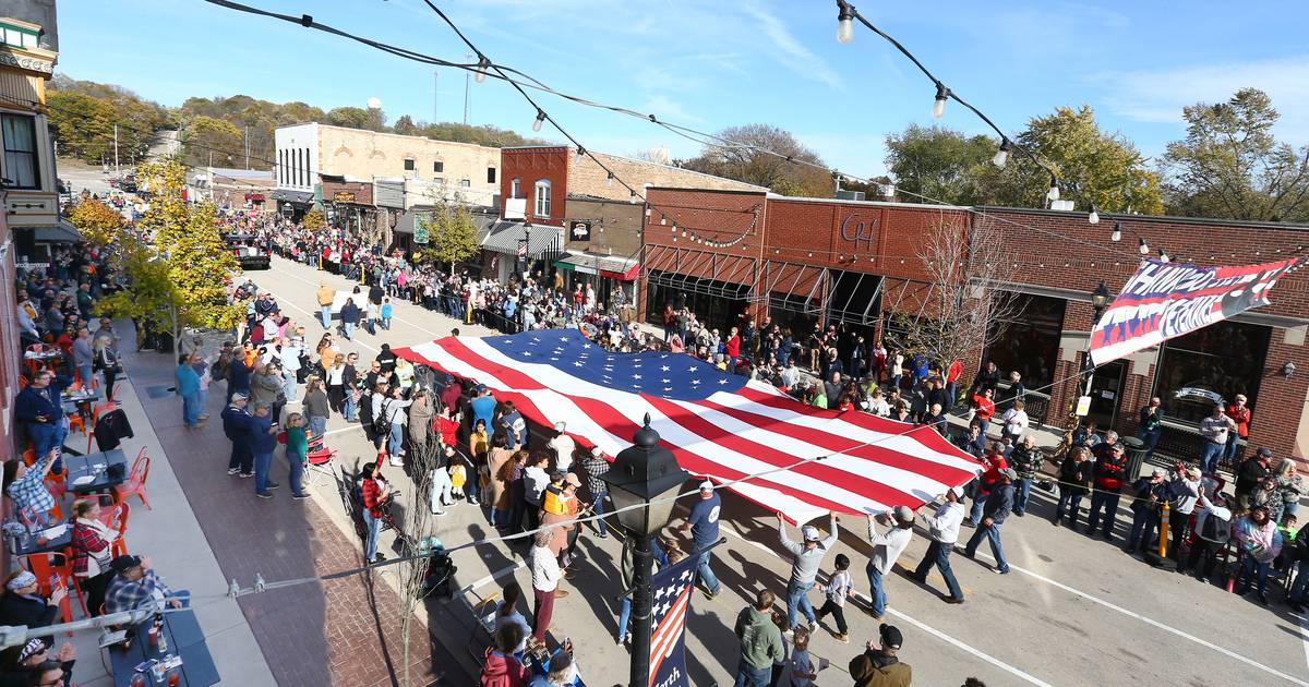 Photos: 14th annual Utica Veterans parade and air show – Shaw Local