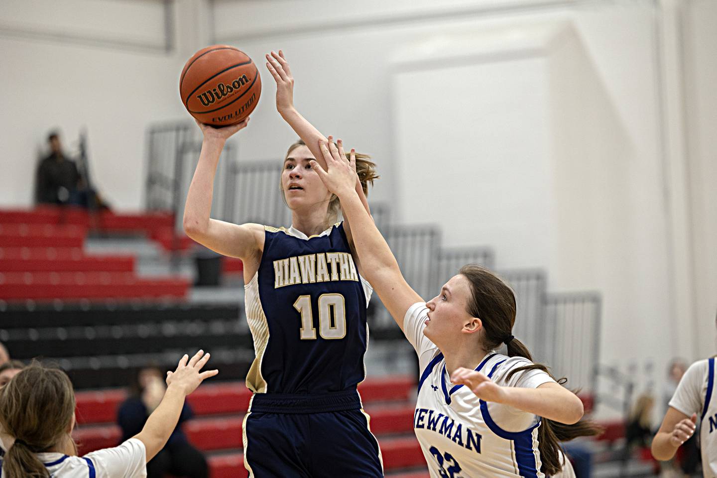 Girls basketball: Newman sets tone from start to dominate Hiawatha ...