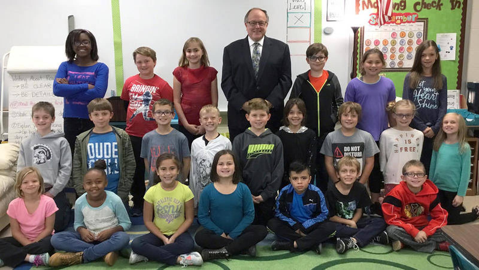 Troy students learn about government – Shaw Local