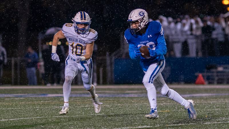 Photos: Wheaton North vs. Geneva in Week 8 Football – Shaw Local