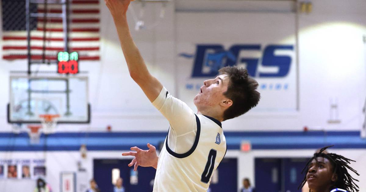 Suburban Life boys basketball notebook: Sean Day, back at point guard ...