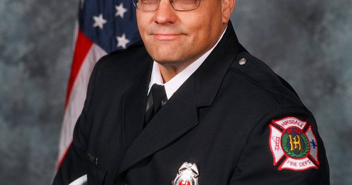 Hinsdale firefighter, lieutenant honor late deputy chief with ...