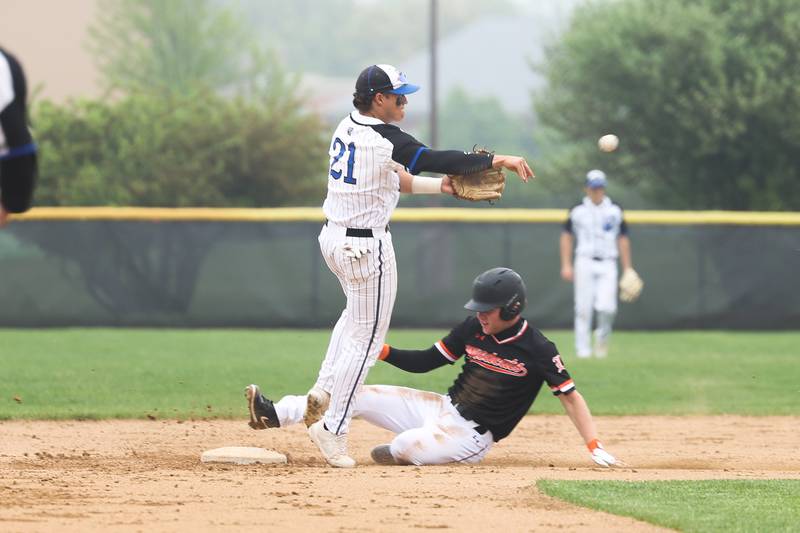 Photos: Libertyville vs. Lincoln-Way East Baseball – Shaw Local