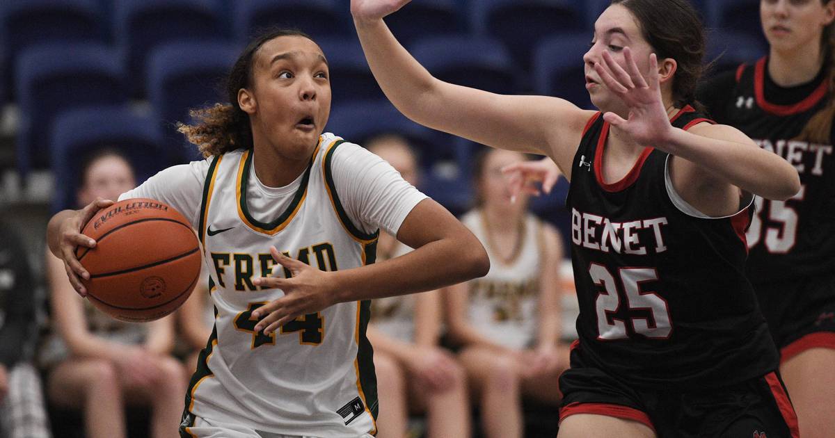 Photos: Benet vs. Fremd girls basketball, Morton College Tournament ...
