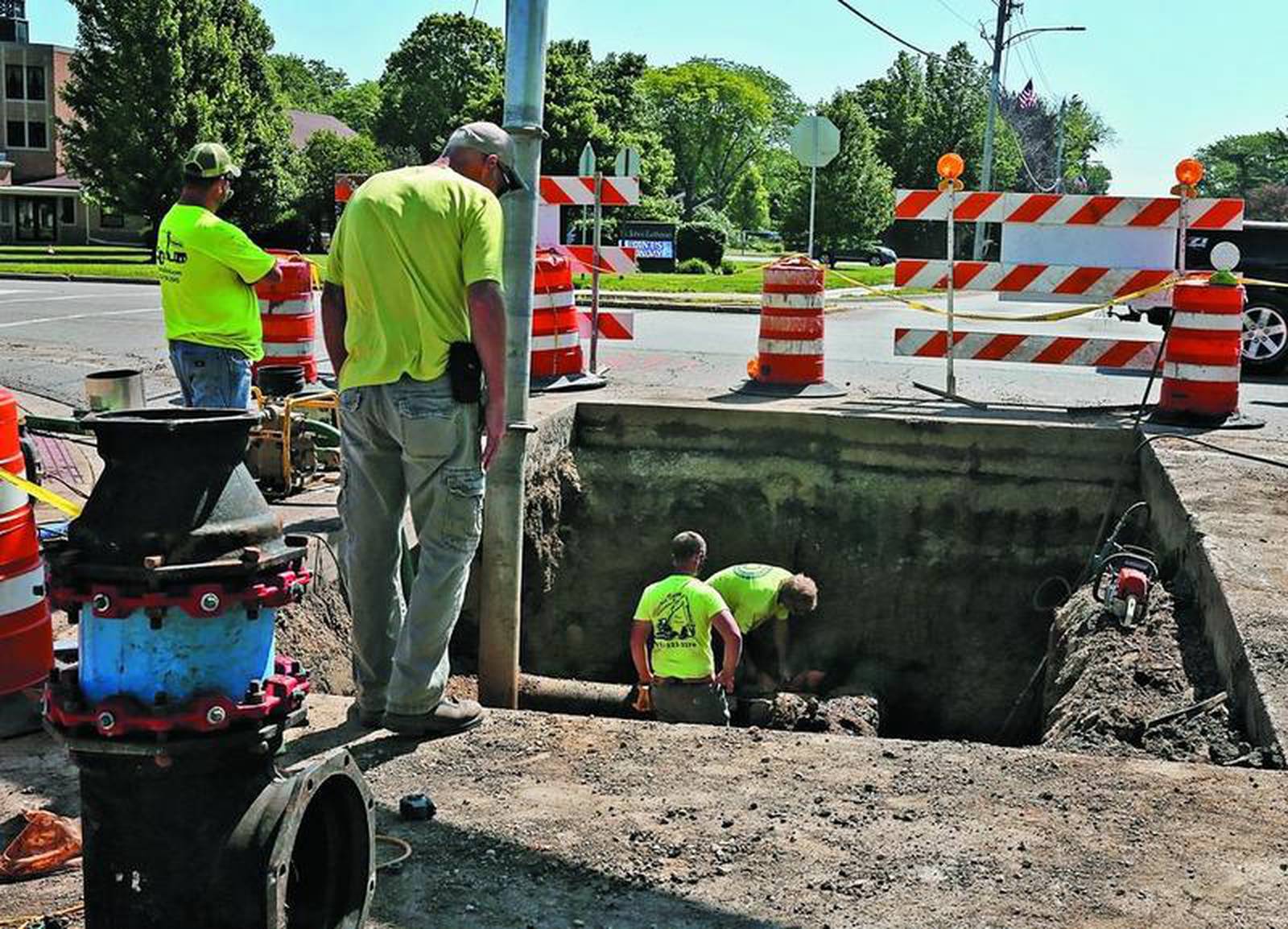 Where is the work in Peru? Millions in construction costs approved ...