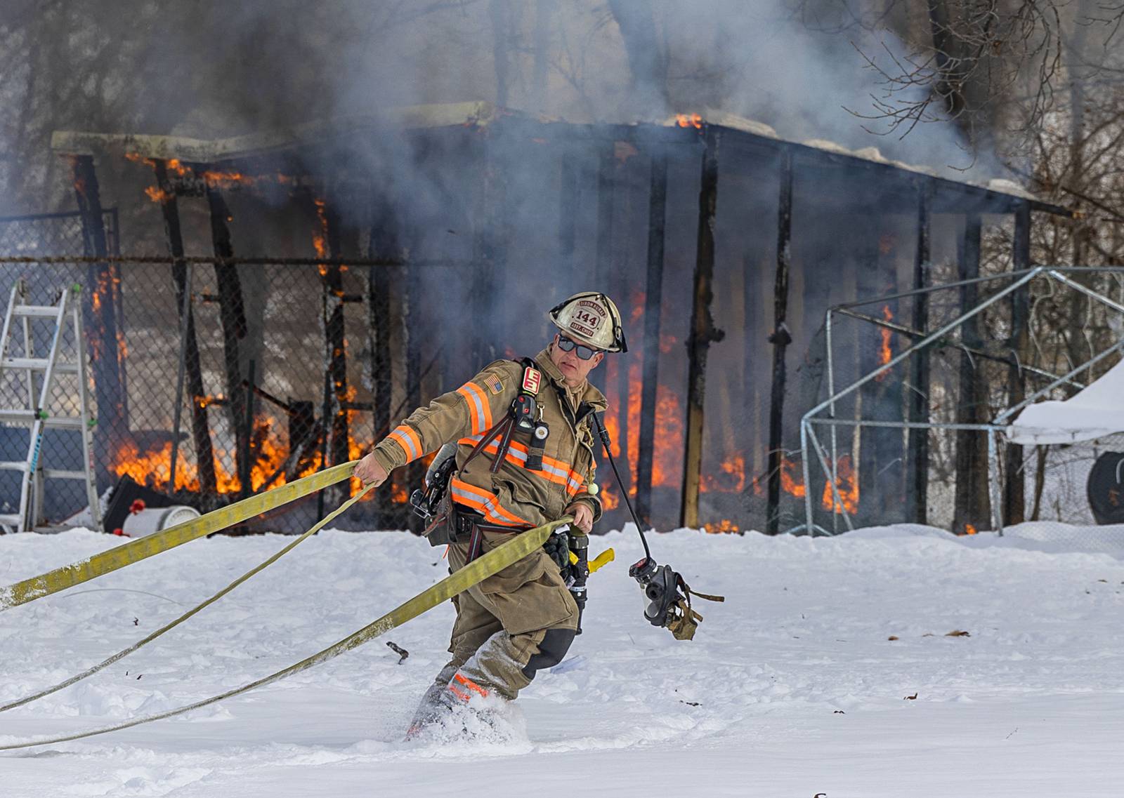 Dixon firefighters battle shed fire – Shaw Local