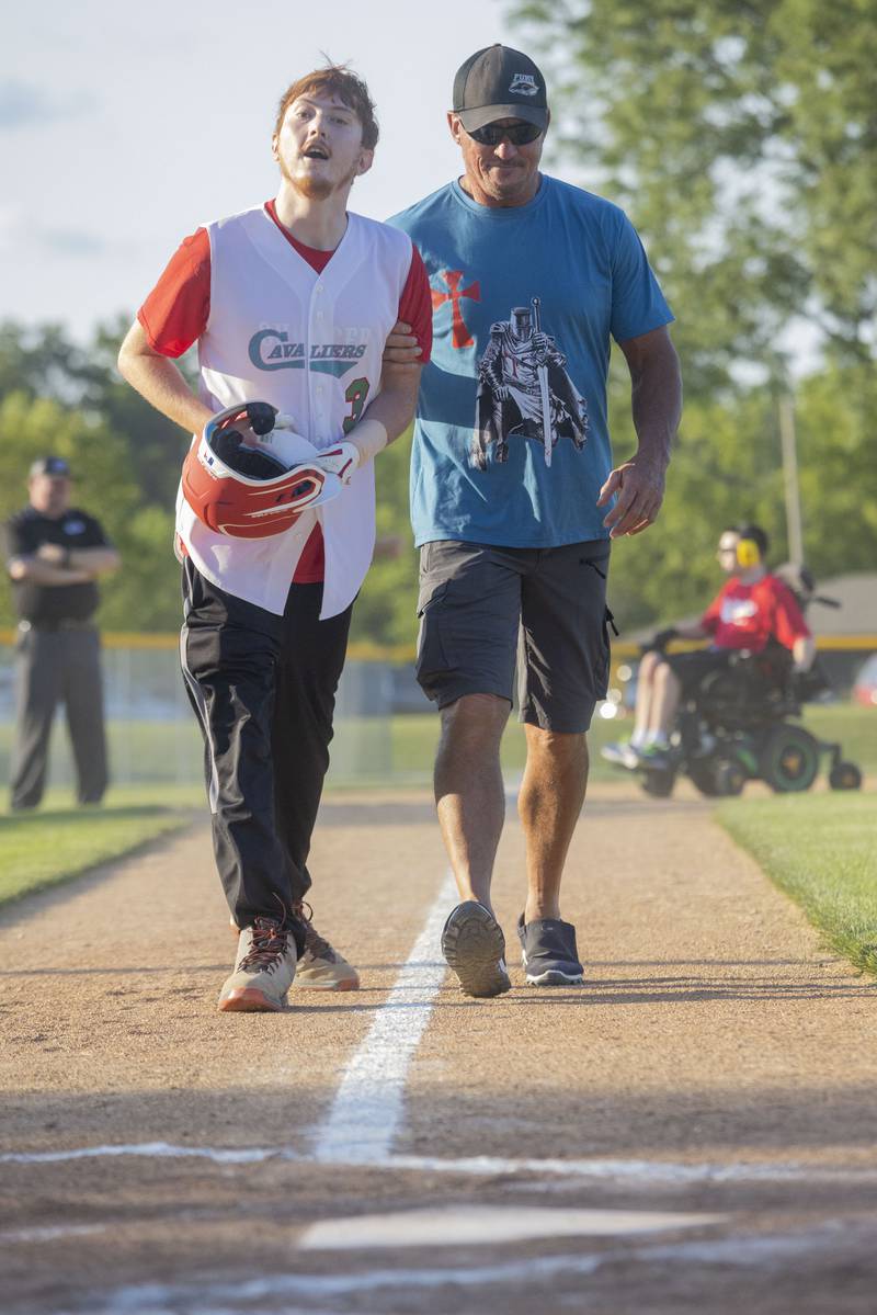 Photos: Central Region Senior Baseball opening ceremony in Peru – Shaw ...