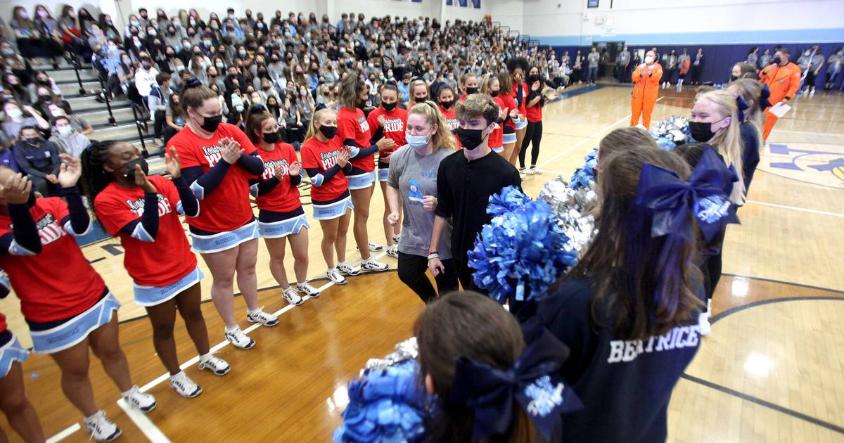 Photos: Nazareth Homecoming Pep Rally – Shaw Local