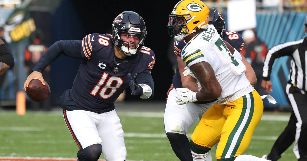 Chicago Bears lose 11th straight to Packers after missing late field ...