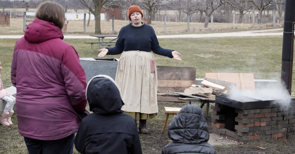 Photos: Maple Sugaring at Kline Creek Farm in West Chicago – Shaw Local